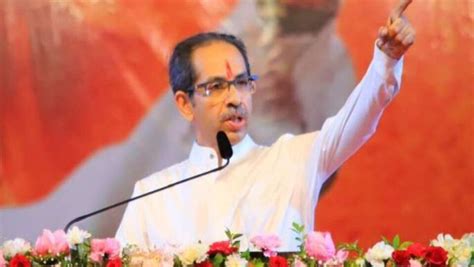 Uddhav Thackeray वीर सावरकर आमचं दैवत त्यांचा अपमान सहन करणार नाही