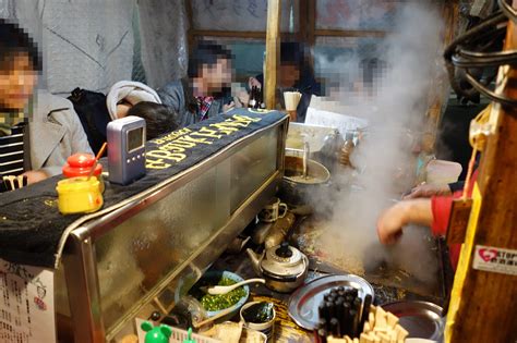 博多屋台名物「焼きラーメン」を体験 地方