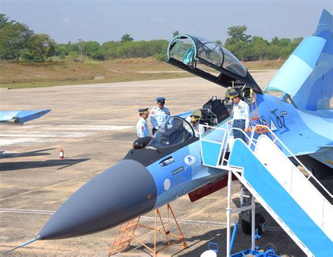 Khit စစ်ကောင်စီ၏ တိုက်လေယာဉ် ၁ စီး ညအချိန် ပျံသန်းနေစဉ် ရုတ်တရက် ပျောက်ဆုံးသွားပြီး ရှာမတ