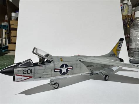 1 72 Academy F 8e Crusader Ready For Inspection Aircraft