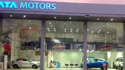 Tata Motors Shares Hit 52 Week Low What Should Investors Do