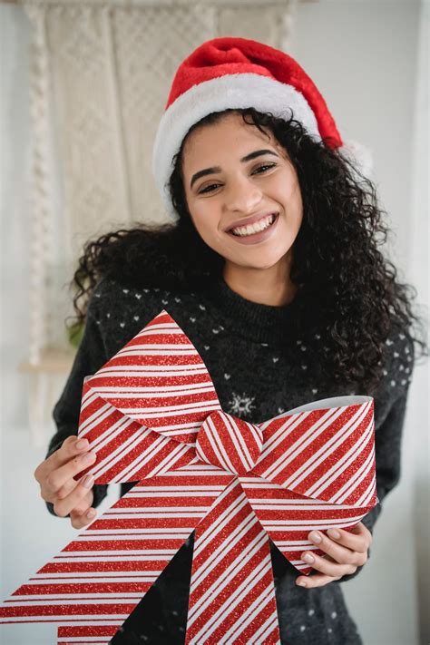 10 Ways To Spread Christmas Cheer Hidden Strength