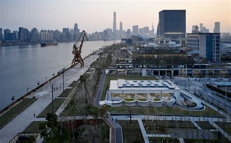 章明团队 多维历史记忆的 透明性”呈现—杨浦滨江明华糖厂改造再生建筑事务所空间时空