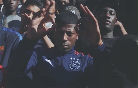 Joeyak Viert Dat Hij Weer Vrij Is Met First Day Out Video