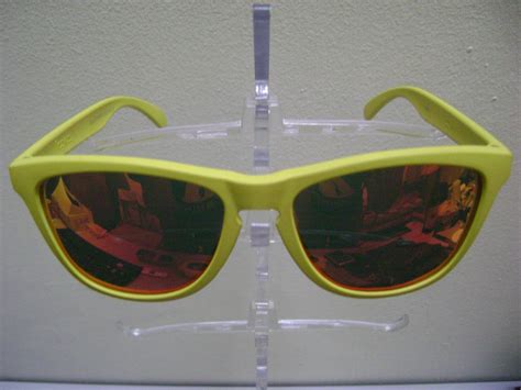 Saudagar Millenium Polarized Oakley Frogskin Yellow Matte And Red Ruby Lens