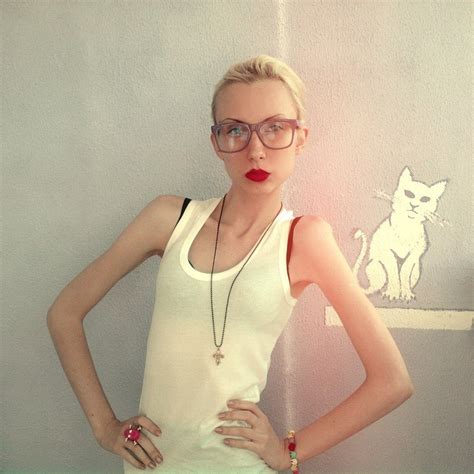 Whatcha Looking At Scrolller