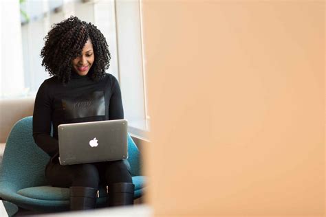 How To Create an Apple Mail Email Signature (2023)