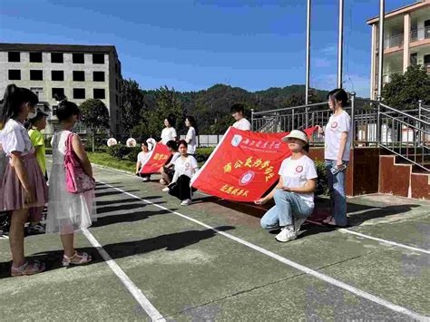 湖北医药学院学子三下乡学习急救知识 助力童心童梦 多彩大学生网
