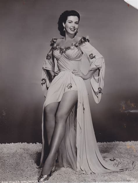 Classic Hollywood Pin Ups Beautiful And Sexy Portrait Photos Of 60