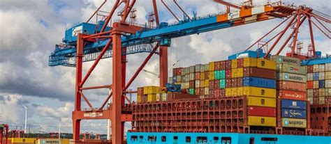 Stacking Shipping Containers How To Do It Safely Container Sales Group