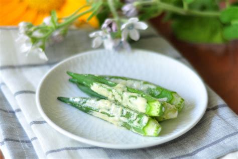 【葉酸レシピ】すぐに副菜が完成！オクラのマヨトースター焼き│授かるレシピ