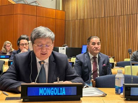 Шадар сайд Ч Хүрэлбаатар Хөгжлийн санхүүжилтийн асуудлаарх чуулга уулзалтад оролцож байна