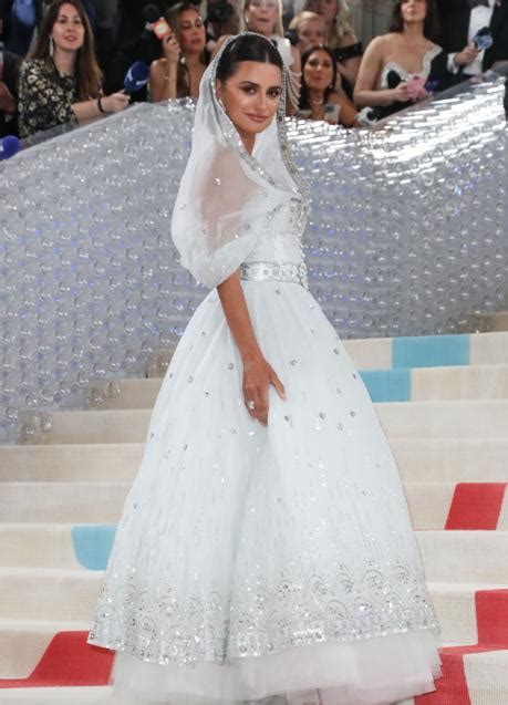 la musa de alcobendas de Karl Lagerfeld El look de Penélope Cruz en la