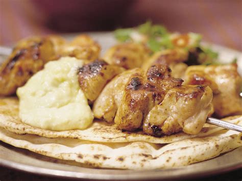 Chicken Kebabs With Garlic Sauce Womens Weekly Food
