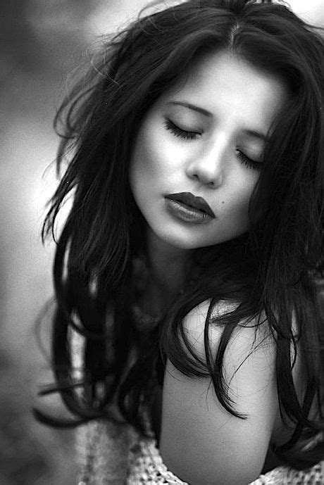 Princess Red Beauty Brunette Beauty Beautiful Face