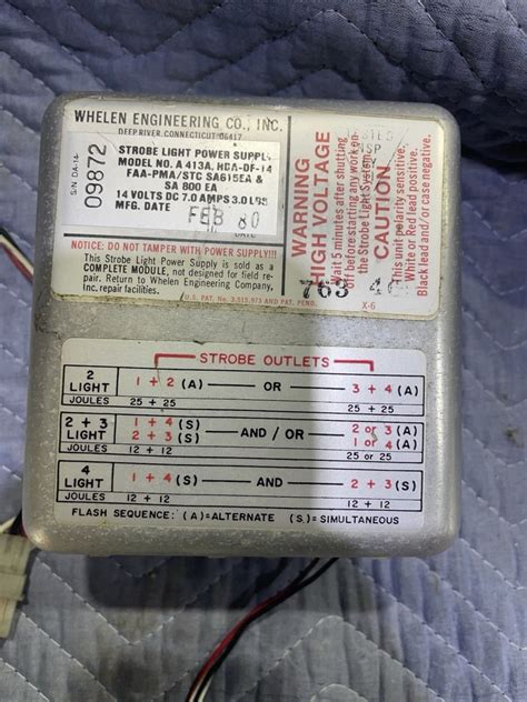 Whelen Strobe Nav Light Complete Kit With Mounting Brackets And