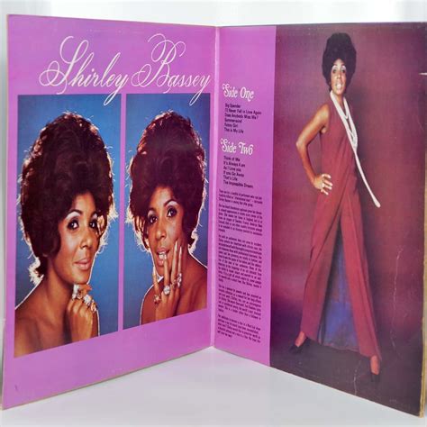 12 Vinyl Record Gatefold Album Shirley Bassey Released 1970 Funk