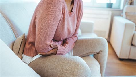 Darmkrebs Bei Frauen Diese Warnsignale Werden Oft übersehen Aponet De