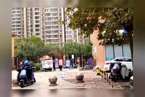 惨烈！小区内发现人体残肢？警方：28岁女子跳楼，撞击致人体分离