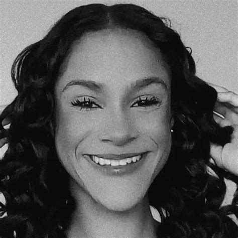 Stephanny Vitoria Stephannyvitoriaaaa • Threads Say More