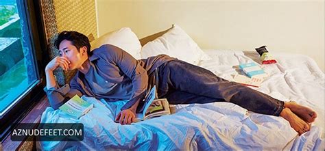 Steven Yeun Feet Aznudefeet Men