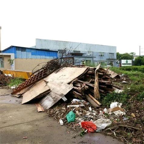 【曝光台】随意倾倒垃圾给城市文明“抹黑”小榄