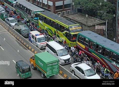 The Road To Gulistan End The Mayor Hanif Flyover Has Become A Living Nightmare For Those Who