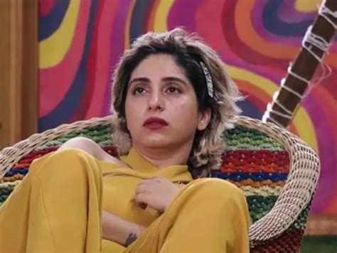 Neha Bhasin Bids Adieu To Bigg Boss Ott In Surprise Mid Week Eviction