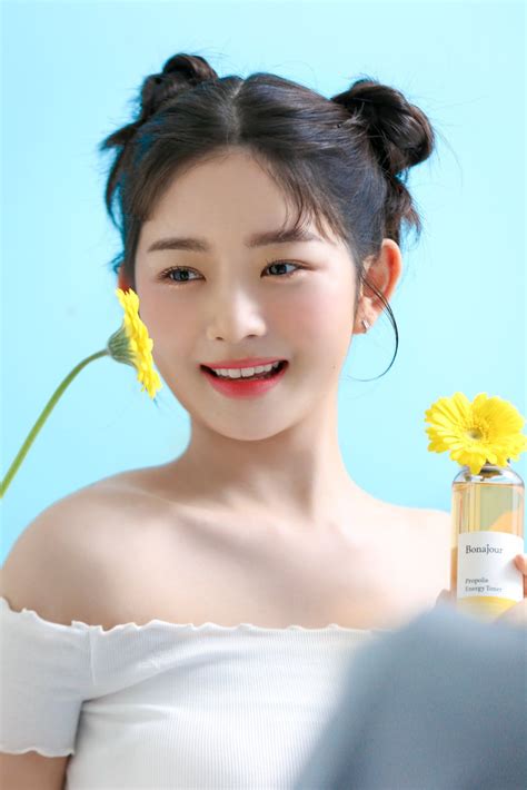 Ive Official On Twitter Beautiful Chinese Girl Rei Starship