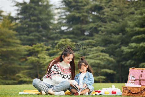 Contoh Spanduk Piknik Lucu My Ads