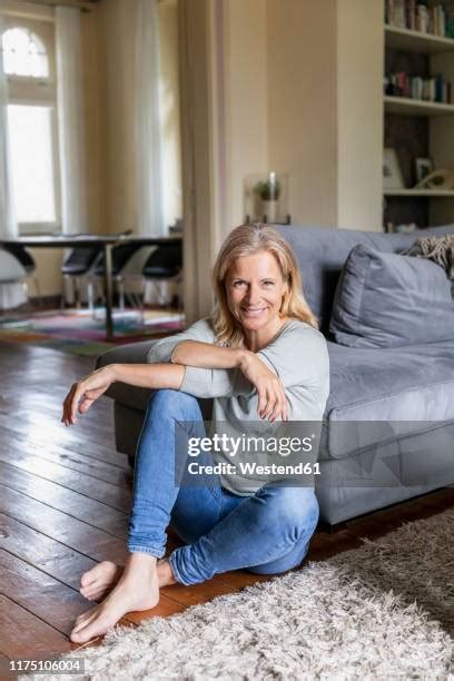 Mature Woman Barefoot Photos And Premium High Res Pictures Getty Images