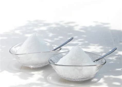 Guide The Different Types Of Ice To Chill Your Cocktails Cocktail Society