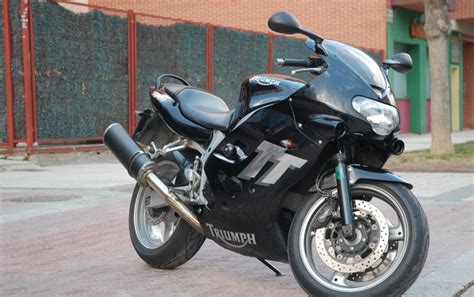 2003 Triumph Tt 600 Moto Zombdrive Com