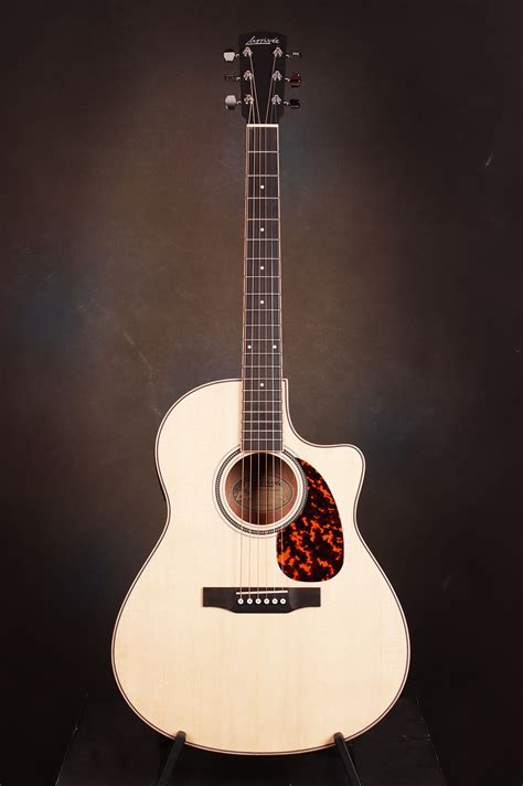 Larrivée Lv 03e Mahogany Acoustic Guitar With Built In Pickup Stageshop