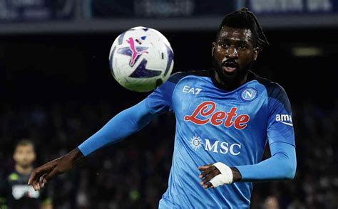 Napoli salti di gioia per il top player è tutto vero c è il comunicato