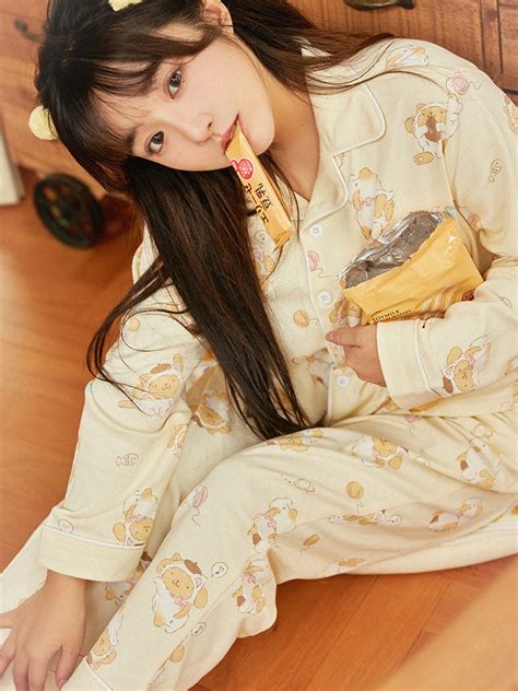 Pom Pom Purin Pajama Top Pants Set