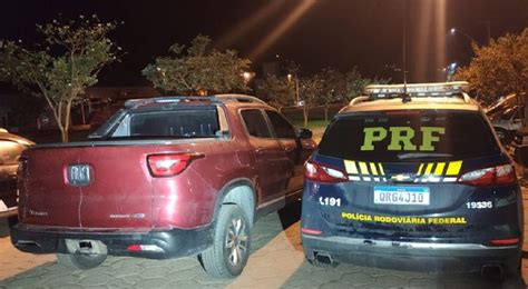 PRF Flagra Ultrapassagem Irregular Na BR 262 E Recupera Carro Roubado