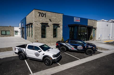 Ford Invites Ranger Raptor Buyers To Off Road Assault School Motorweek