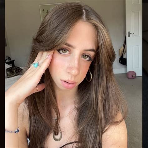 Ells Elouisefrost • Threads Say More