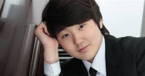 영상 한국인 최초 세계 3대 권위 쇼팽 콩쿠르 우승 조성진 연주 영상 감동