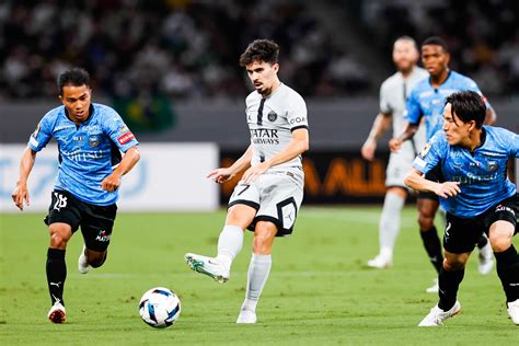 Qui Est Vitinha Le Nouveau Patron De Lentrejeu Du Psg —
