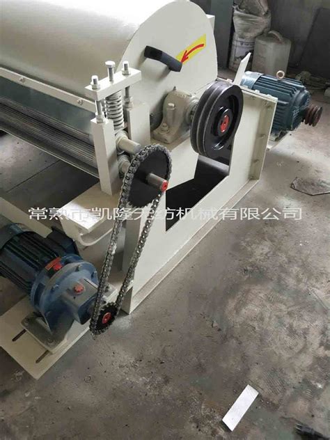 开松机 常熟市凯隆无纺机械有限公司