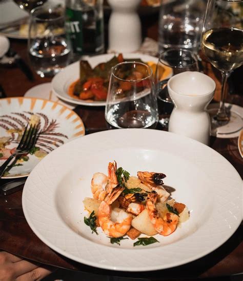 Dar Mima Pr Restaurant à Paris Déjeuner Réservations 24 7 Menu Prix Téléphone