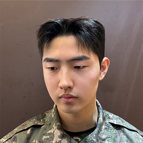 홍대미용실 맨드살롱 홍대점 민범 남자짧은머리 드롭컷 필러스컷 숏가일 남자 볼륨매직 남자짧은머리 집에서도 손질 편한 디자인 Cut 숏가일 개개인의 두상과 모질을