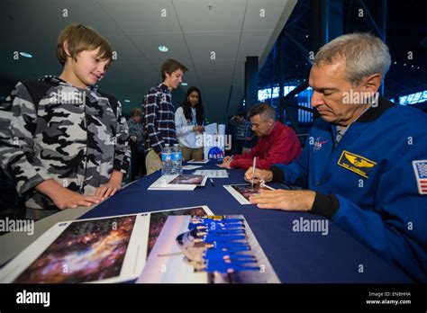 Richard Linnehan Former Nasa Astronaut Celebrates The 25th Anniversary Of The Hubble Space