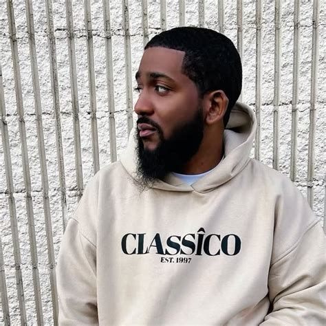 Class Eclass845 • Threads Say More