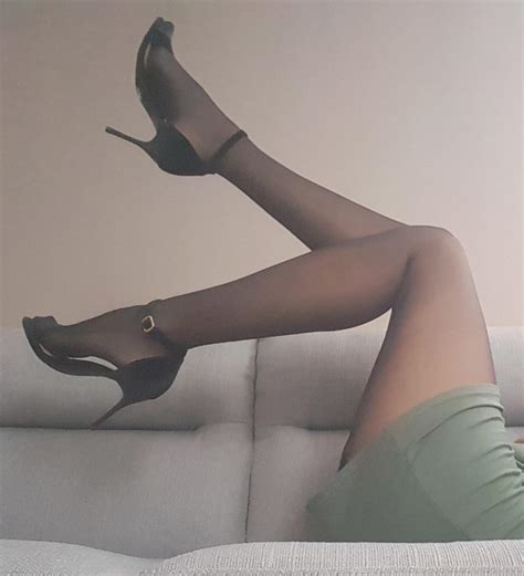 I Love The Smell Of Nylons Rnylonbabes
