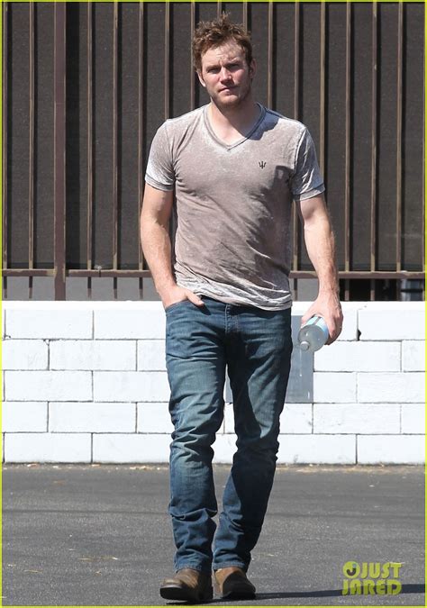 Chris Pratt Shares First Headshot Ever For An Amazing Tbt See It