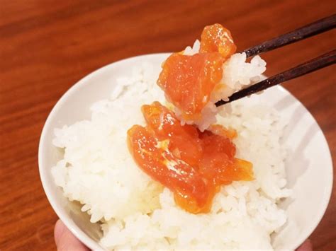 北海道土産に激推し！ 可愛すぎる子熊型の日本酒「ポンエペレ」が飲んだ後も楽しい理由 食楽web