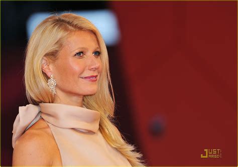 Gwyneth Paltrow Premieres Contagion In Venice Photo 2576367